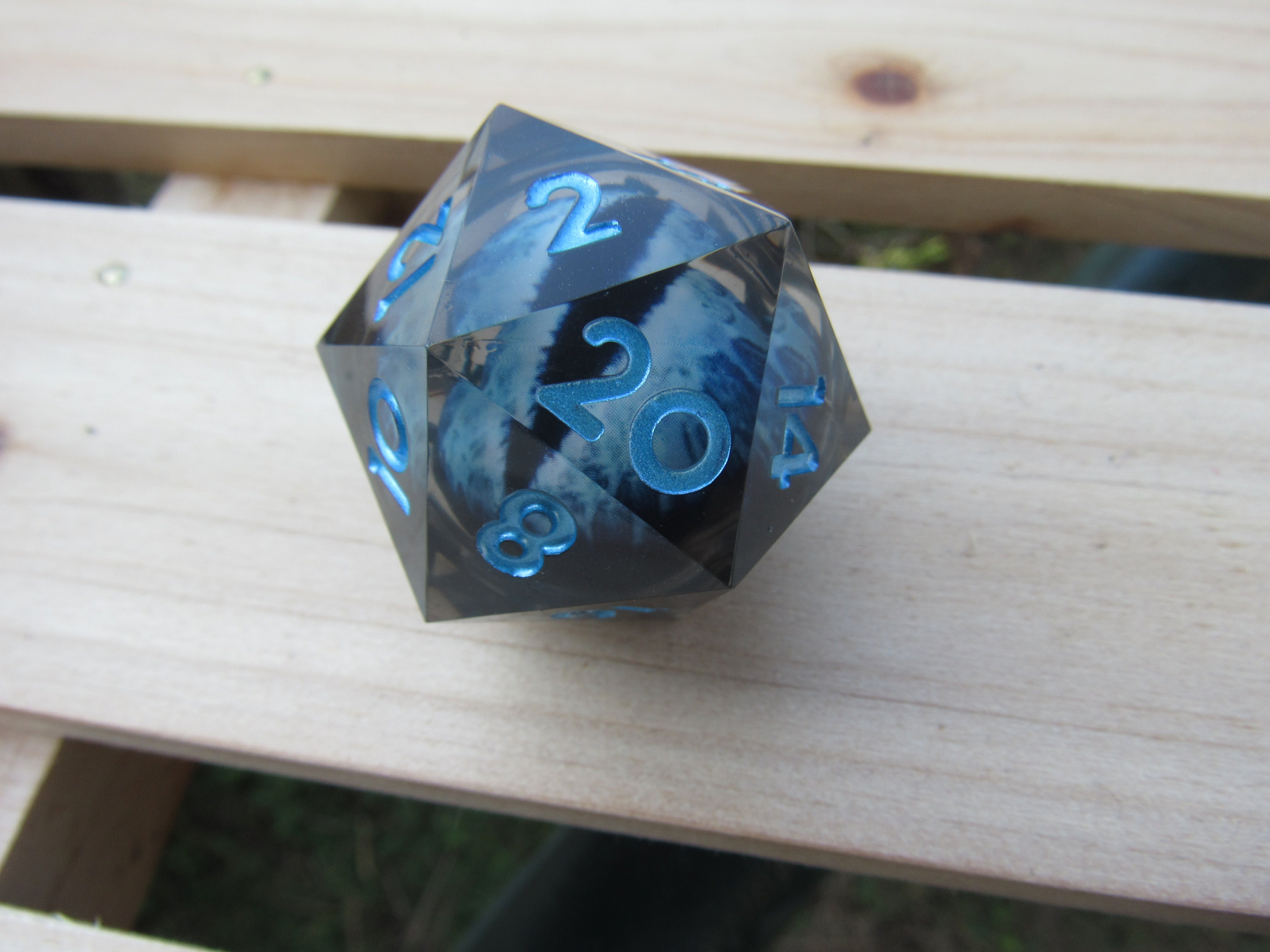 Blue Dragon Eye Liquid Core Large D20 – Sorensen's Precision Diceworks